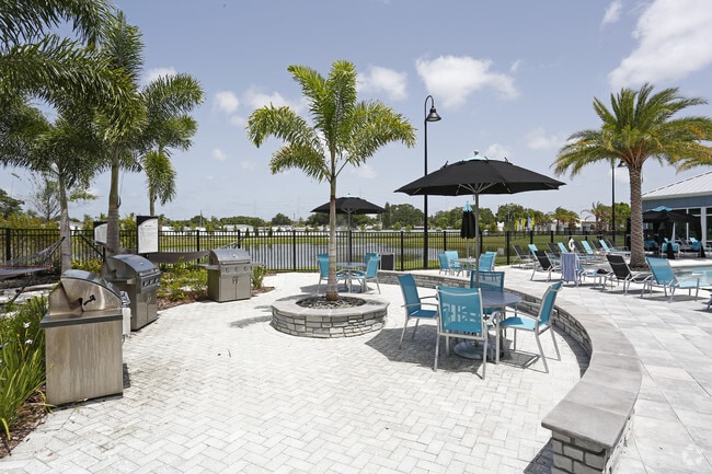 The Addison on Long Bayou Apartments - Seminole, FL | ForRent.com