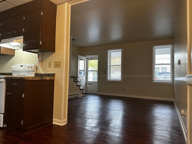 TJC Apartments For Rent in Oswego, IL | ForRent.com