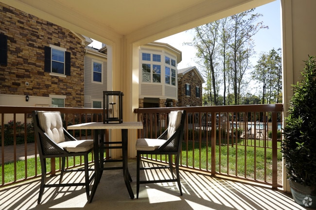 Arden Place Apartments | University of Virginia | Off-Campus Housing Search