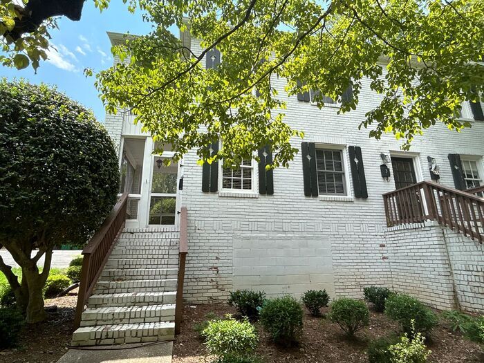 119 N Laurel Ave - House for Rent in Charlotte, NC | ForRent.com