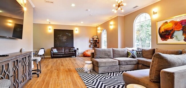 On20 Apartments | University of Florida | Off-Campus Housing Search