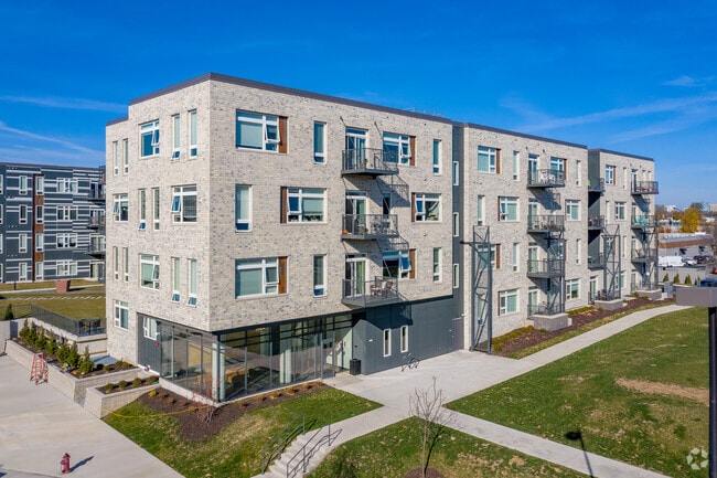 Element 84 Apartments For Rent in West Allis, WI | ForRent.com