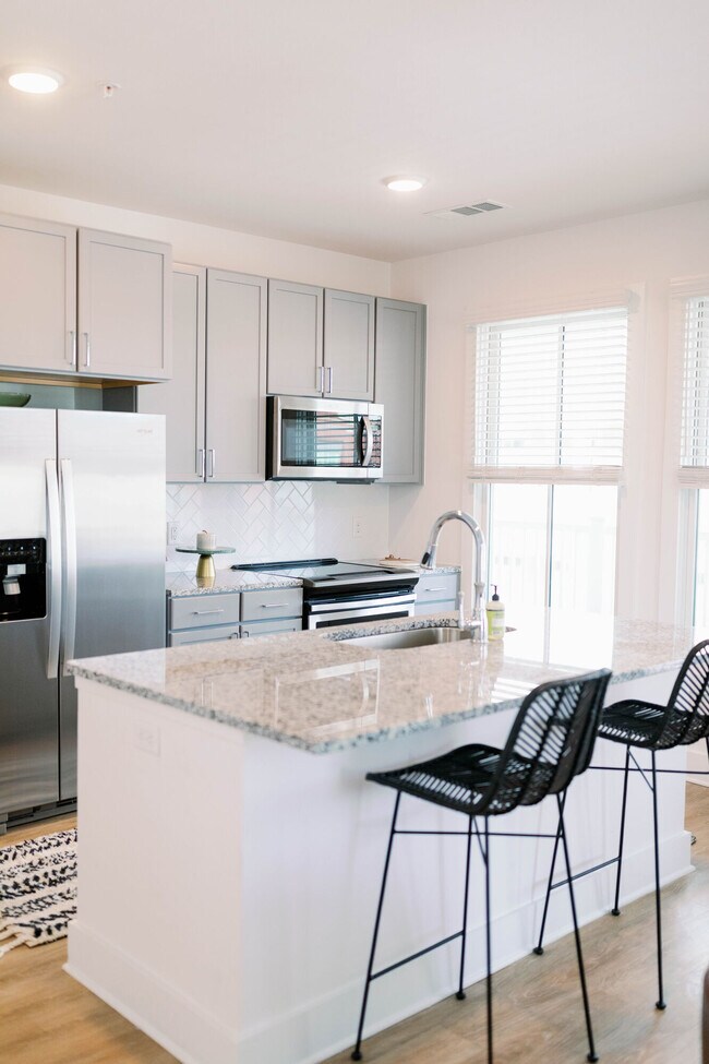 The Merchant Apartments For Rent in Charleston, SC | ForRent.com