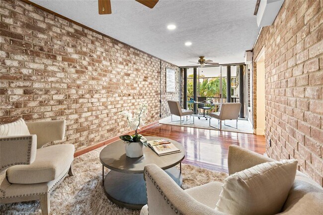 353 N Post Oak Ln Unit 721 - Condo for Rent in Houston, TX | ForRent.com