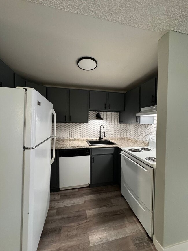 HUGE Two Bedroom One and a Half Bath - Jus... Apartment Unit E ...