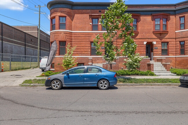 4004 Porter St Off-Campus Housing, Detroit, MI