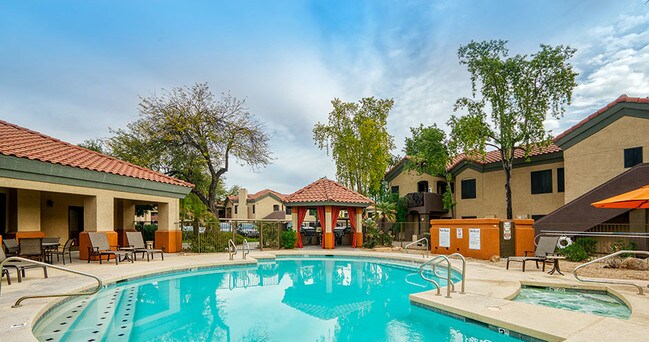 The Enclave Apartment Homes For Rent in Tempe, AZ | ForRent.com