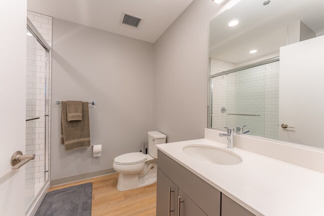 University of Illinois at Chicago | Off-Campus Housing Search