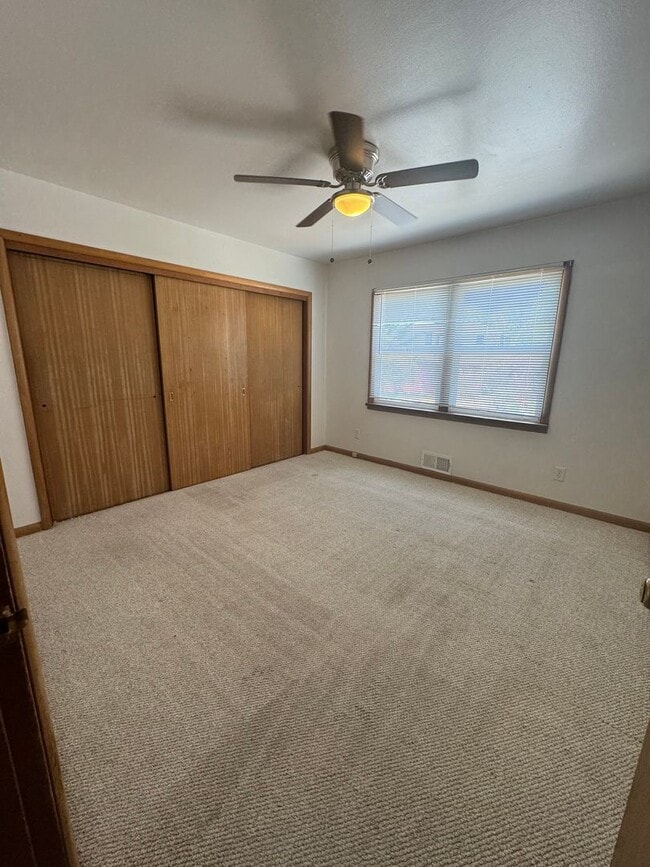 2.5 Miles (6 minutes or less) to Oregon Tech and Sky Lakes Medical ...