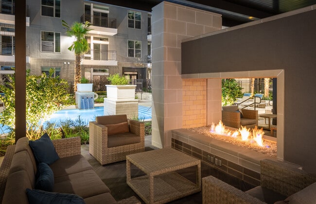 Apartments for Rent Near Rice University - Student Housing | Rice ...