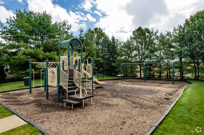 The Estates at Seven Fields Apartments For Rent in Mars, PA | ForRent.com