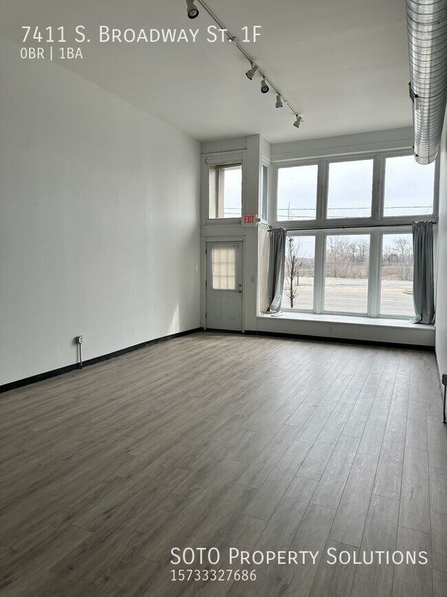 Large storefront commercial space with TON... - House Rental in St ...