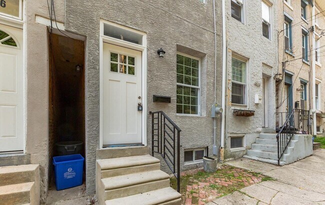 4818 Smick St House Unit 1 - House Rental in Philadelphia, PA | ForRent.com