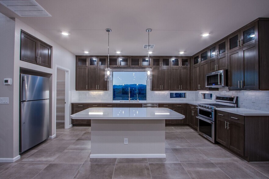 8137 monsoon Bay St - House for Rent in Las Vegas, NV | ForRent.com