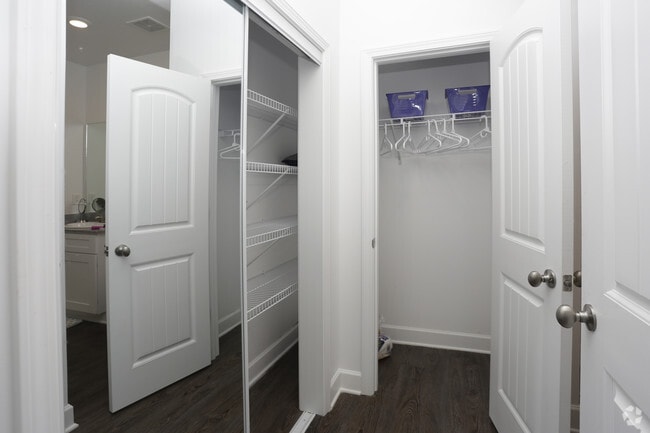 The Ridge Clemson Apartments | Clemson University | Off-Campus Housing ...