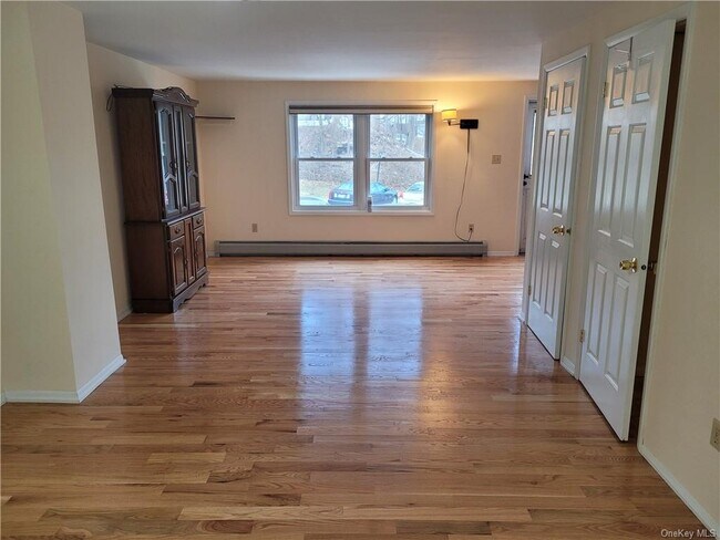 20 Estate Dr Condo - Condo for Rent in Middletown, NY | ForRent.com