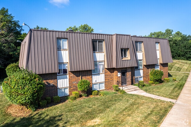 Blue Ridge Manor Apartments - Grandview, MO | ForRent.com