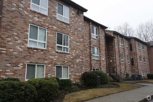 Elevations One Apartments - Woodbridge, VA | ForRent.com