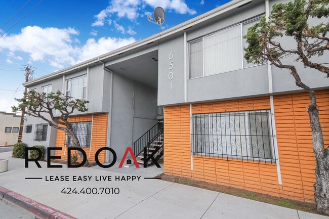 6501 Cherry Ave Unit 3 Off-Campus Housing, Long Beach, CA