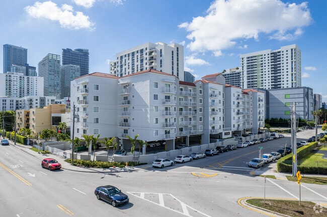 Legacy at Brickell Apartments - Miami, FL | ForRent.com