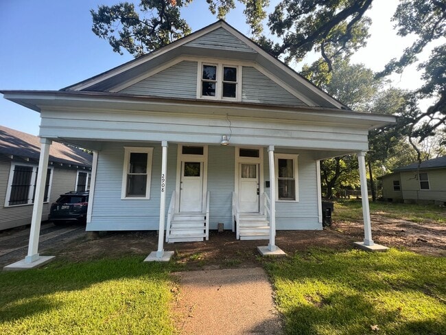 Section 8/Housing Voucher Accepted. First ... - House Rental in ...