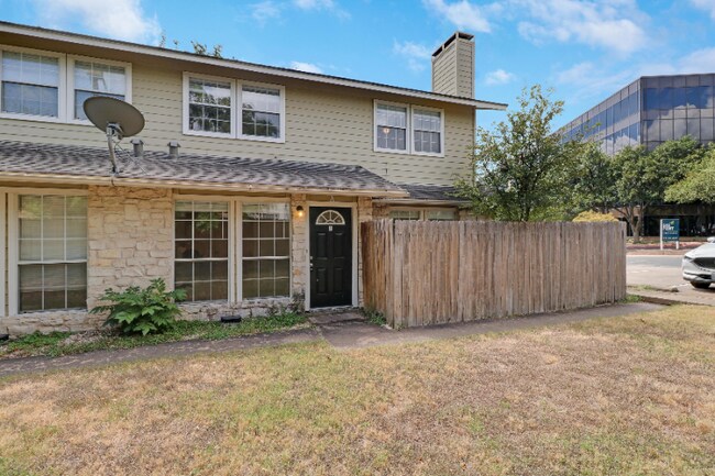 1501 Camp Craft Rd Apartment Unit A - West Lake Hills, TX | ForRent.com