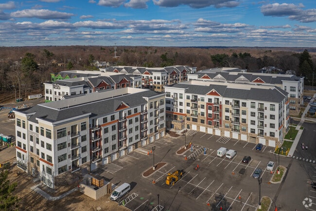 The Residences at Main Apartments - Trumbull, CT | ForRent.com