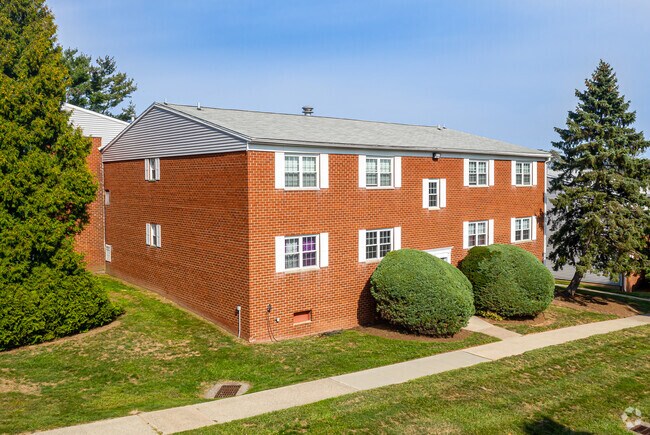 Hamden Ridge Apartments - Hamden, CT | ForRent.com