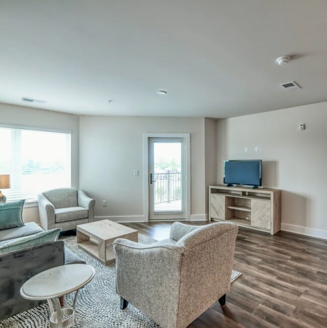 Federal Road Apartments - Brookfield, CT | ForRent.com