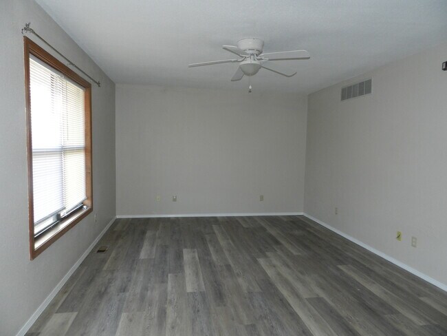 20307 Sedalia Rd Rental - House Rental in Waynesville, MO | ForRent.com