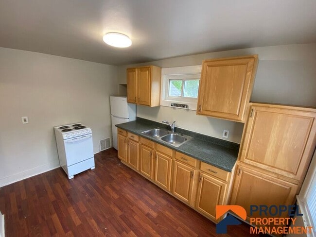 43300 N Interstate 94 Service Dr - Condo for Rent in Belleville, MI ...