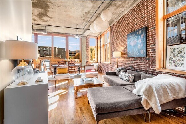 660 Glen Iris Dr NE Unit 301 - Condo for Rent in Atlanta, GA | ForRent.com