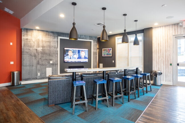 One Ten Student Living Off-Campus Housing, Mobile, AL