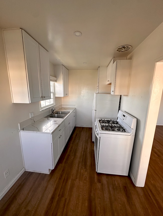 1135 S Alma St Apartments Unit 1135 - San Pedro, CA | ForRent.com