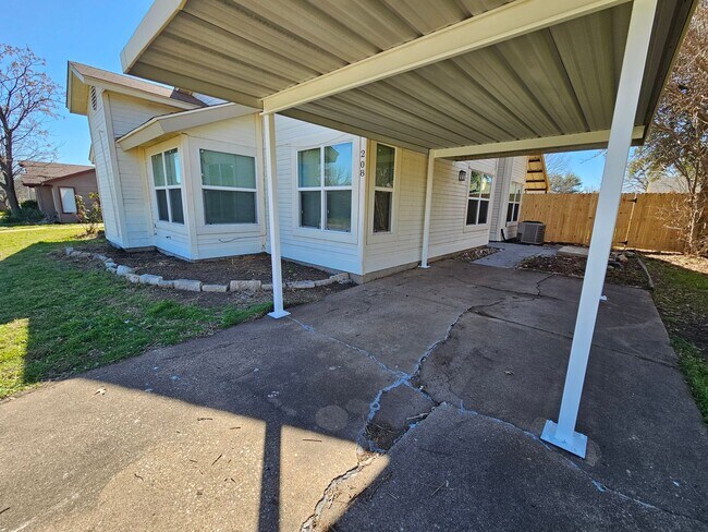 Ready for move in. Lots of space Rental Para alquiler en Fort Worth, TX ...