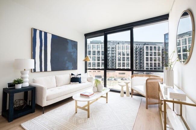 Georgetown | Off-Campus Housing Search