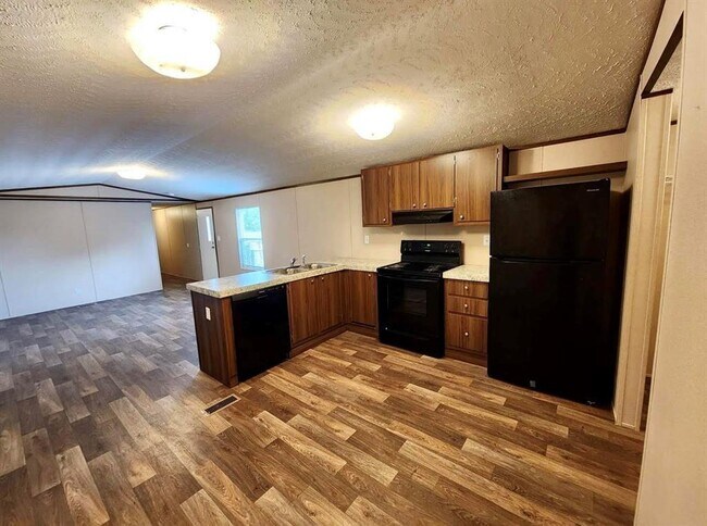 732 County Rd 603 - Condo for Rent in Dayton, TX | ForRent.com