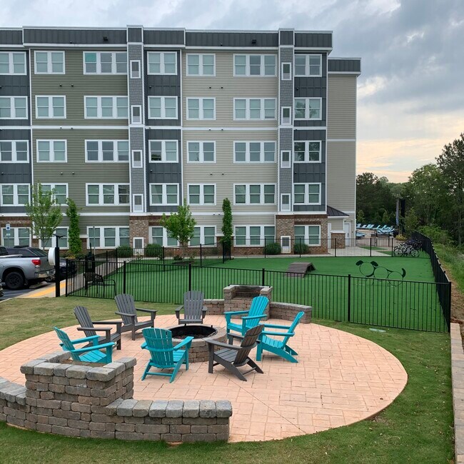 The Ridge Clemson Apartments | Clemson University | Off-Campus Housing ...