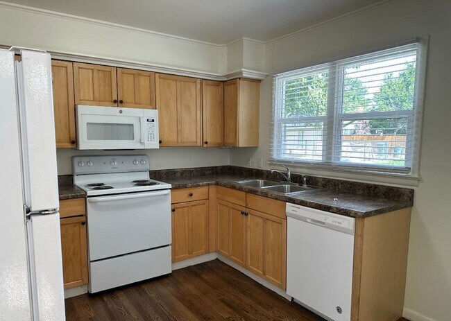 3 Bedroom 1 bath, single family home- $190... - House Rental in Grand ...