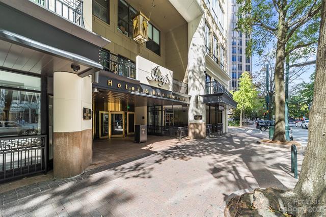 127 N Tryon St Unit 317 - Condo for Rent in Charlotte, NC | ForRent.com