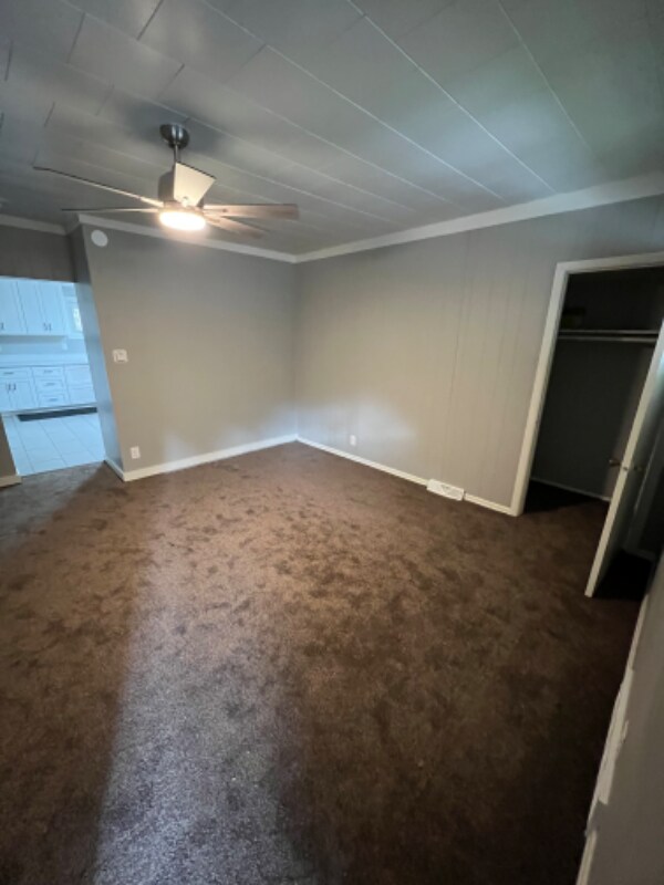 1131 Ravine St - House Rental in Munhall, PA | ForRent.com