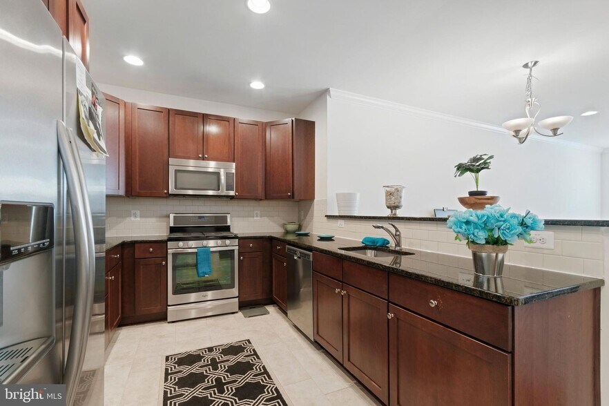 700 Commodore Court Unit 2711 - Condo for Rent in Philadelphia, PA ...