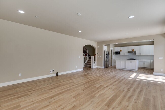 Redmond 5 Bedroom with Air Conditioning Av... - House Rental in Redmond ...