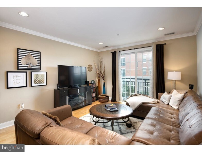 700 Commodore Court Unit 2719 - Condo for Rent in Philadelphia, PA ...