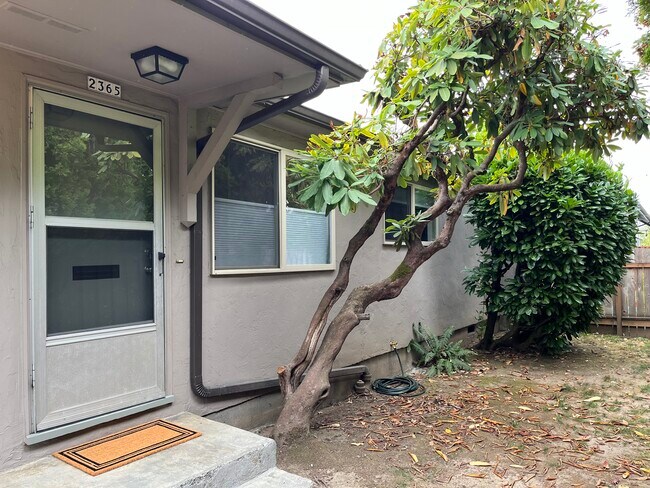 2365 SE 45th Ave Off-Campus Housing, Portland, OR