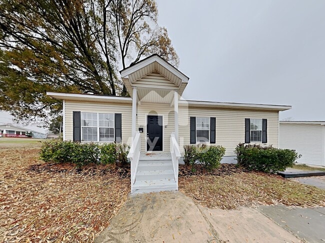 4316 Hovis Rd Rental - House Rental in Charlotte, NC | ForRent.com
