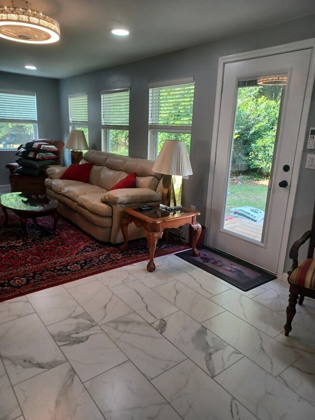 7007 Balboa Dr Unit Apt. A - Pensacola, FL | ForRent.com