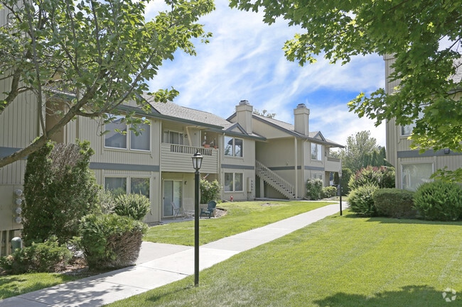 Spokane Cedar Estates Apartments - Spokane, WA | ForRent.com