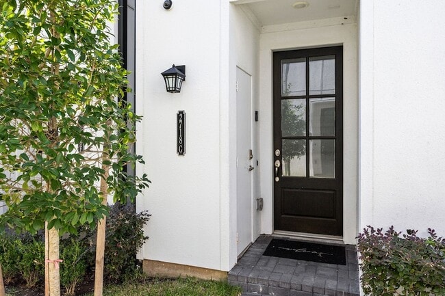 2718 Grand Fountains Dr - House Rental in Houston, TX | ForRent.com