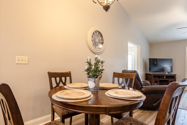 Chandler Reserve Club Apartments For Rent in Florence, SC | ForRent.com